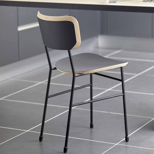 Chaise Mahler noir - Créaligne | Groupe Sofive